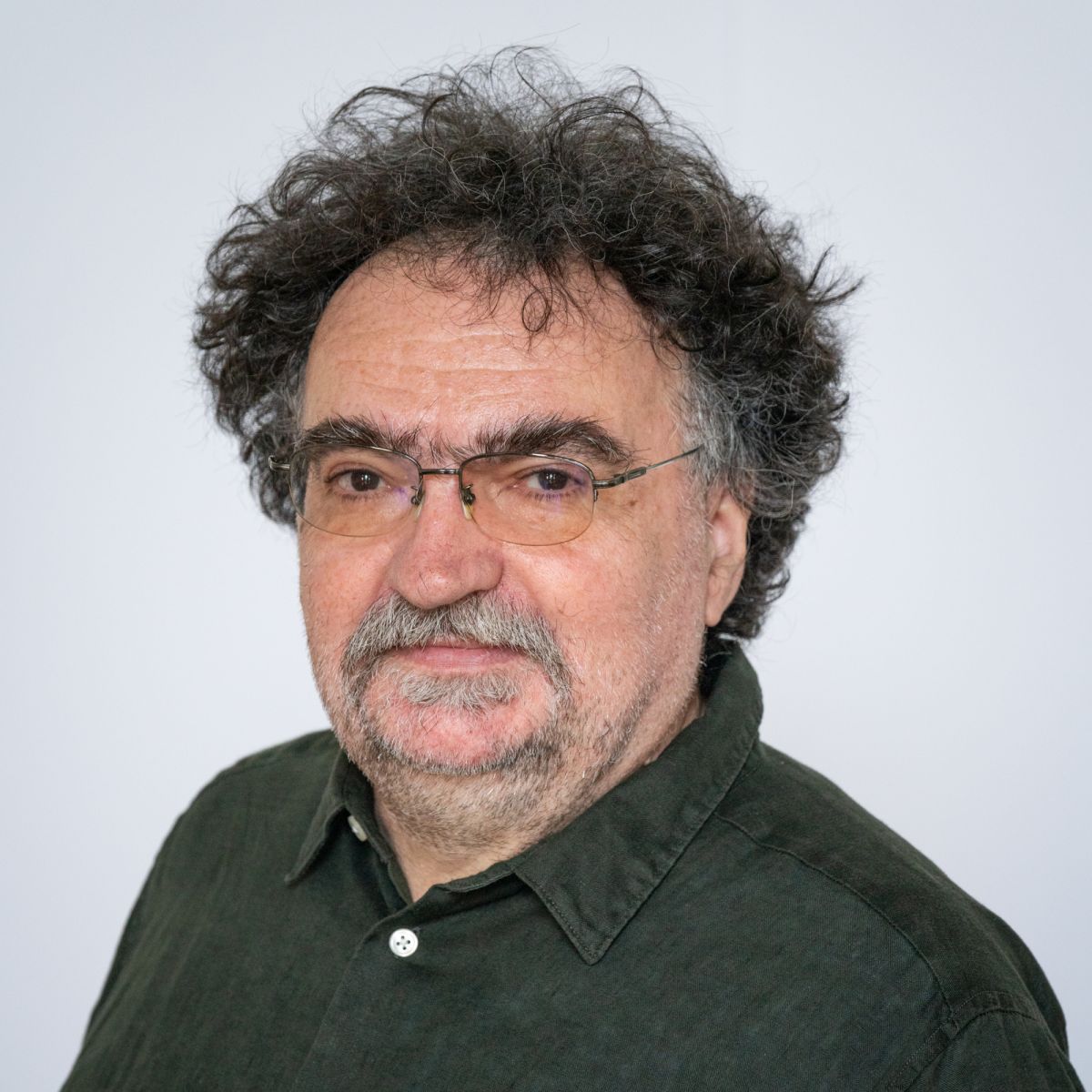 Sturcz János :: Magyar Képzőművészeti Egyetem